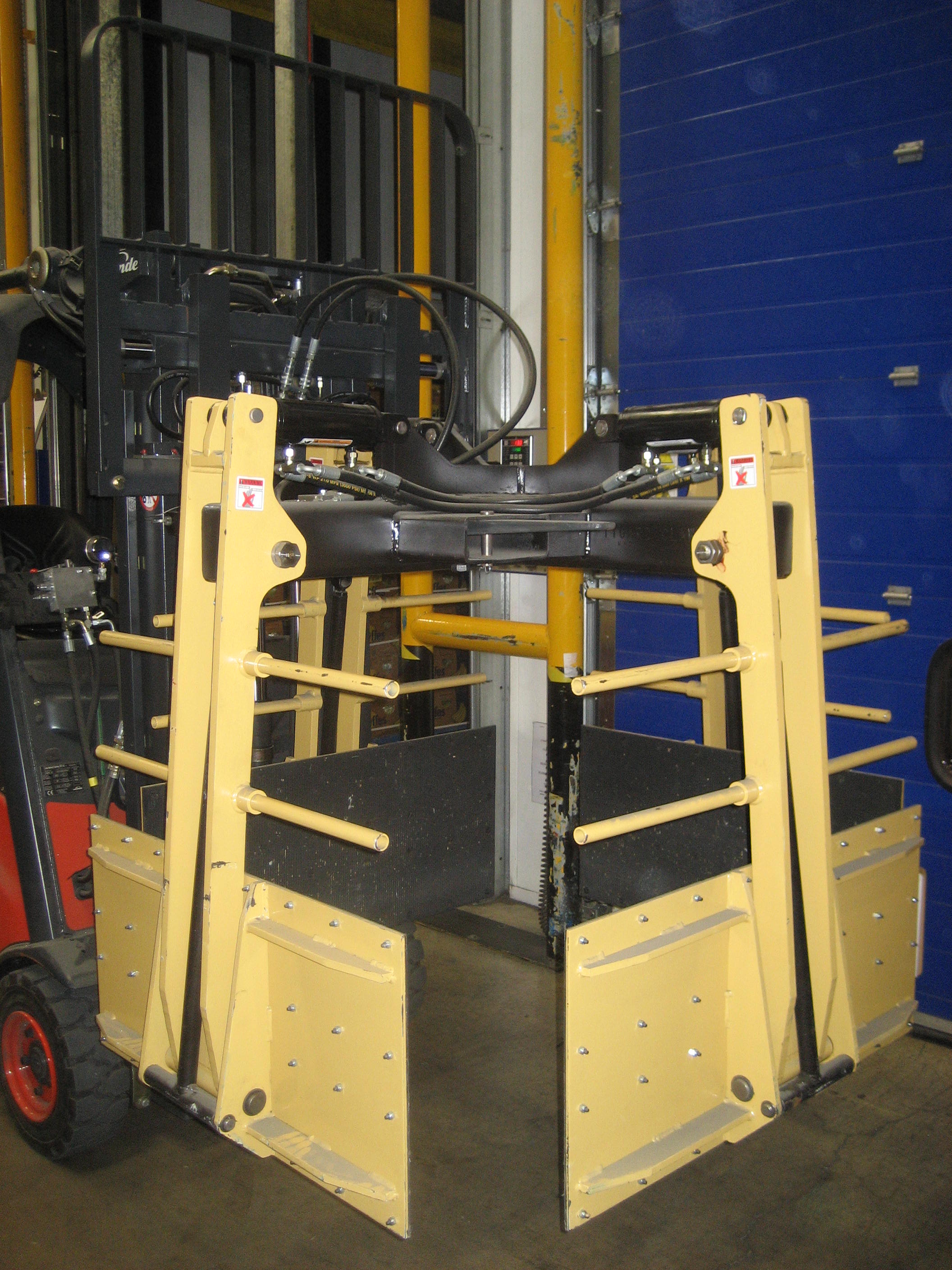 B&B Attachments - Forklift truck attachments, Forklift Pallet Handlers ... B&B Attachments - Forklift truck attachments, Forklift Pallet Handlers ...
